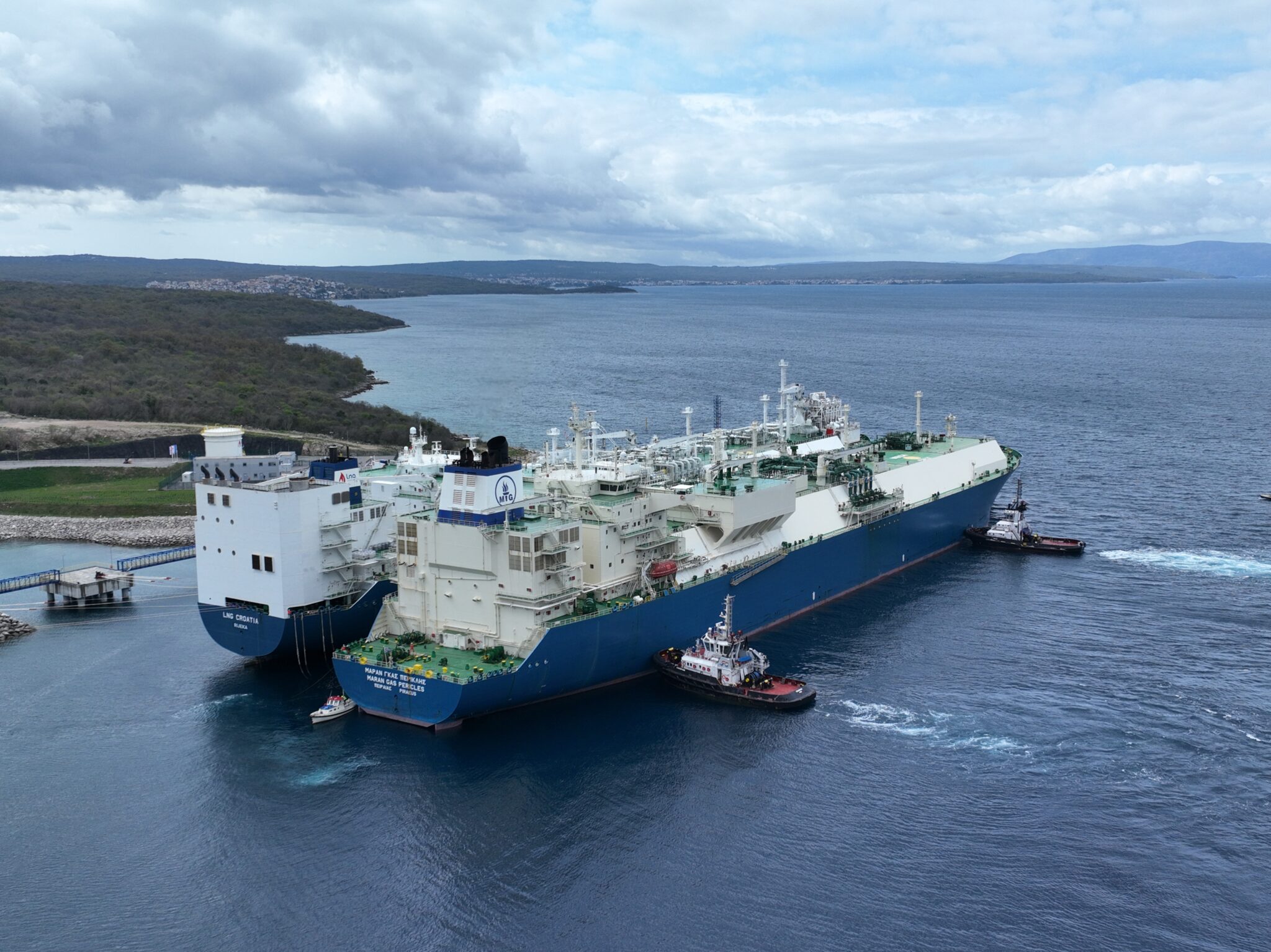 Brod za prijevoz UPP-a ´Maran Gas Pericles´ pristao na Terminal - LNG ...
